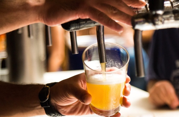 5 Beer Stocks That Pay Dividends